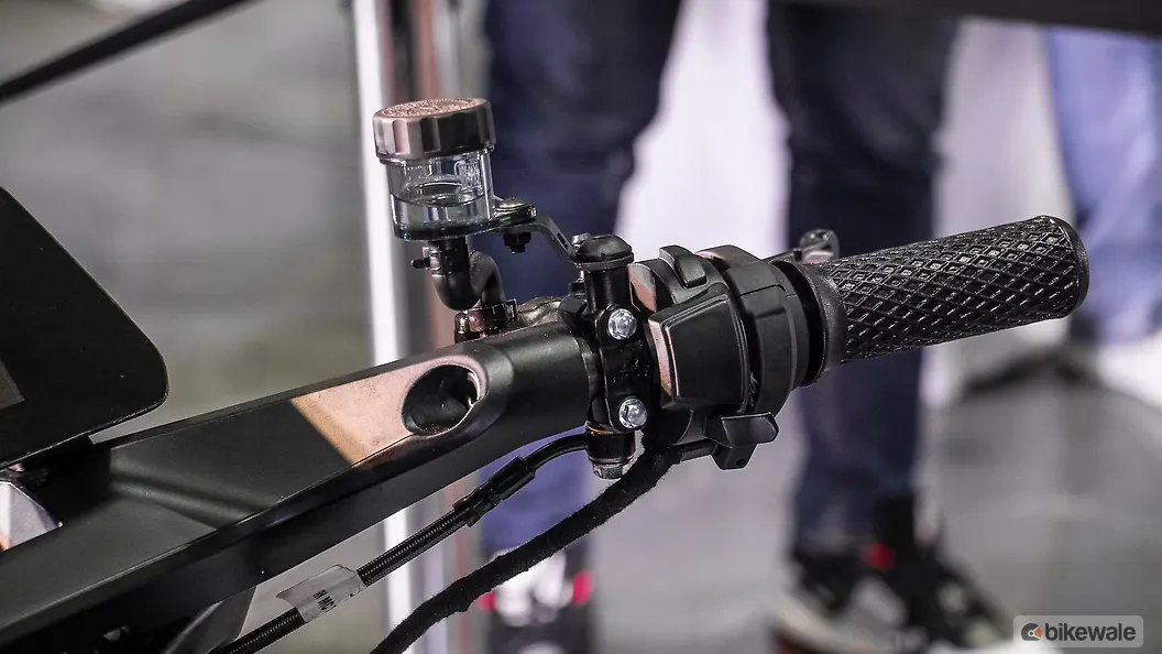 OLA Roadster Front Brake Fluid Reservoir Image – BikeWale