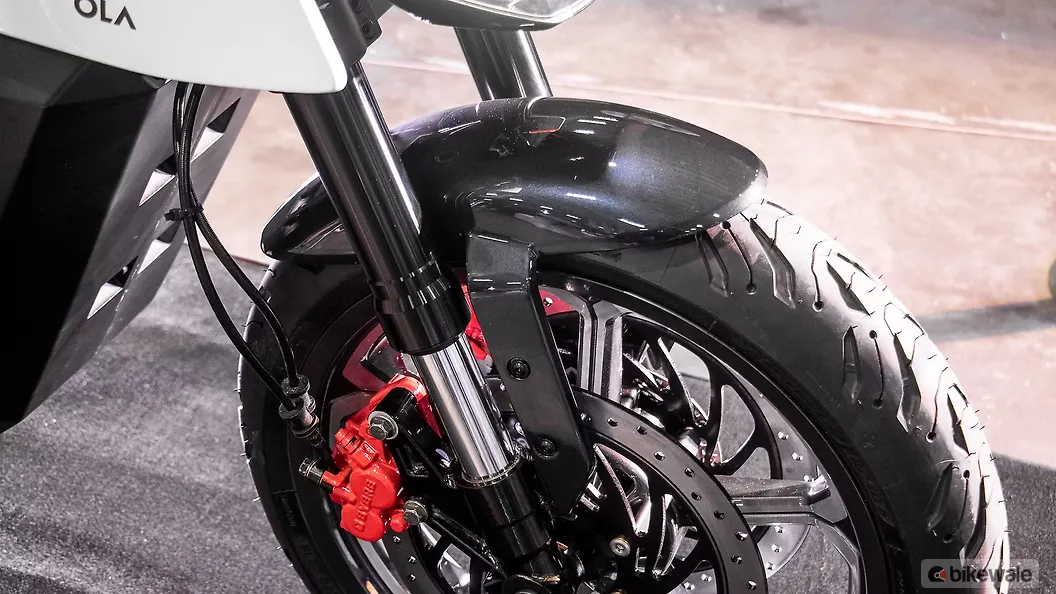 OLA Roadster Side Fairing Image – BikeWale