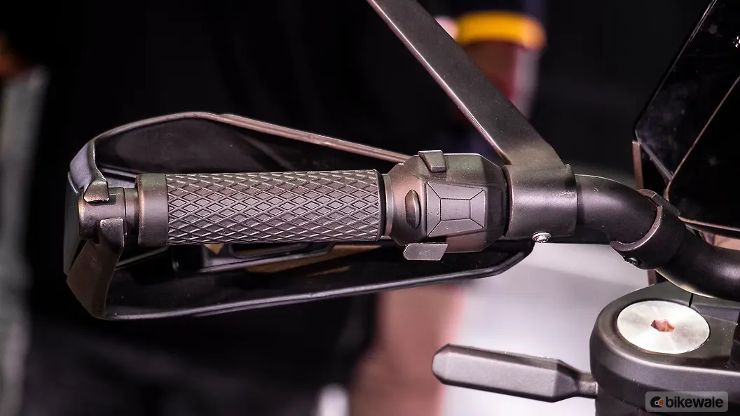 OLA Adventure Left Side Handlebar Grip Image – BikeWale