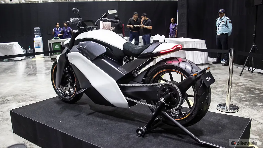 OLA Cruiser Left Rear Three Quarter Image – BikeWale