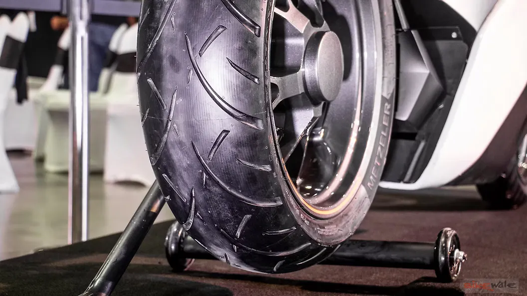 OLA Cruiser Front Disc Brake Caliper Image – BikeWale