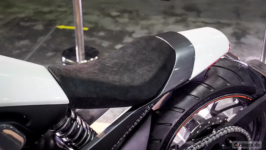 OLA Cruiser Seat Image – BikeWale