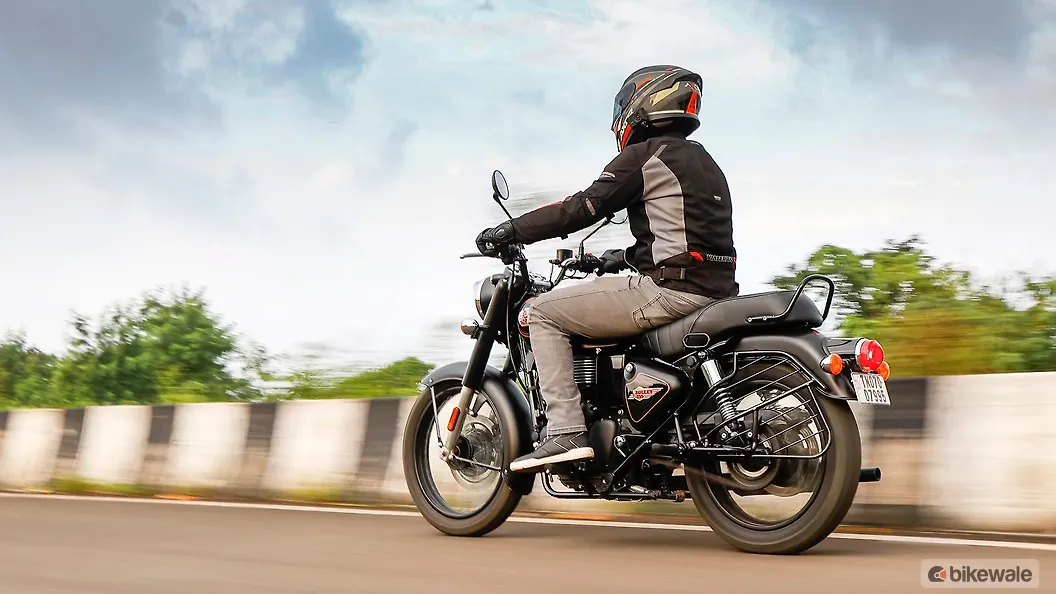 Royal Enfield Bullet 350 Right Side View Image – BikeWale