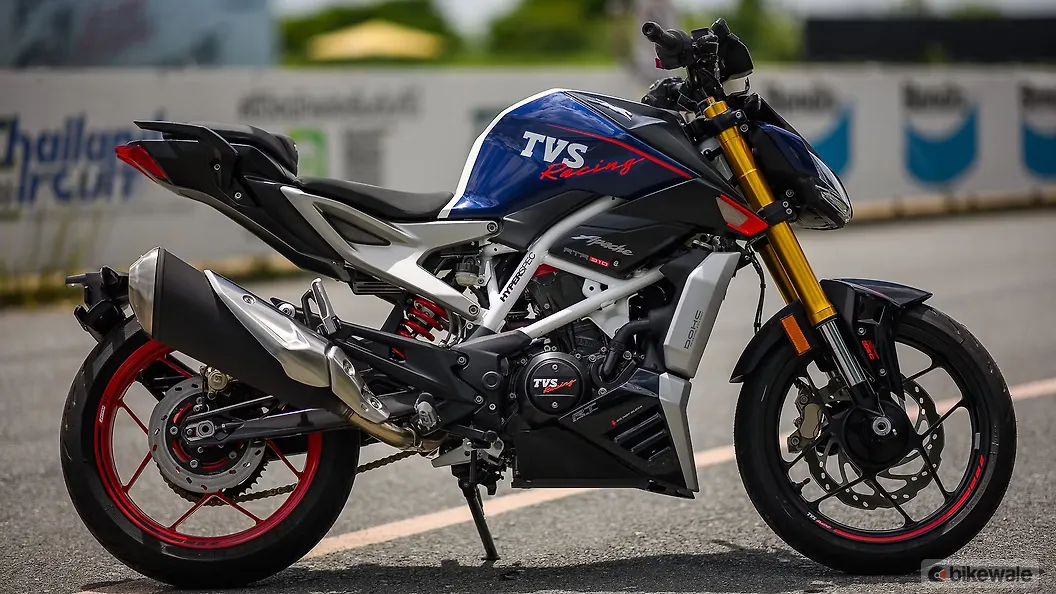 TVS Apache RTR 310 Right Side View Image – BikeWale