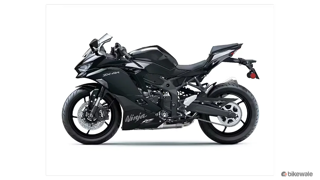 Kawasaki Ninja ZX-4R Left Side View Image – BikeWale