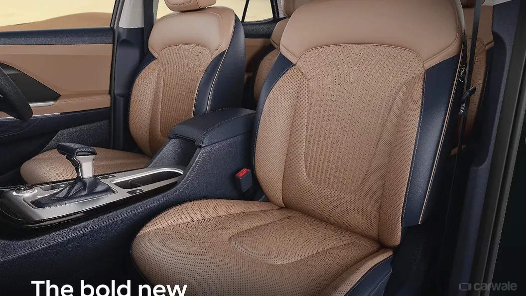 இந்தியாவில் உள்ள அல்கஸார் ஃபேஸ்லிஃப்ட் Front Row Seats படம், அல்கஸார் ...