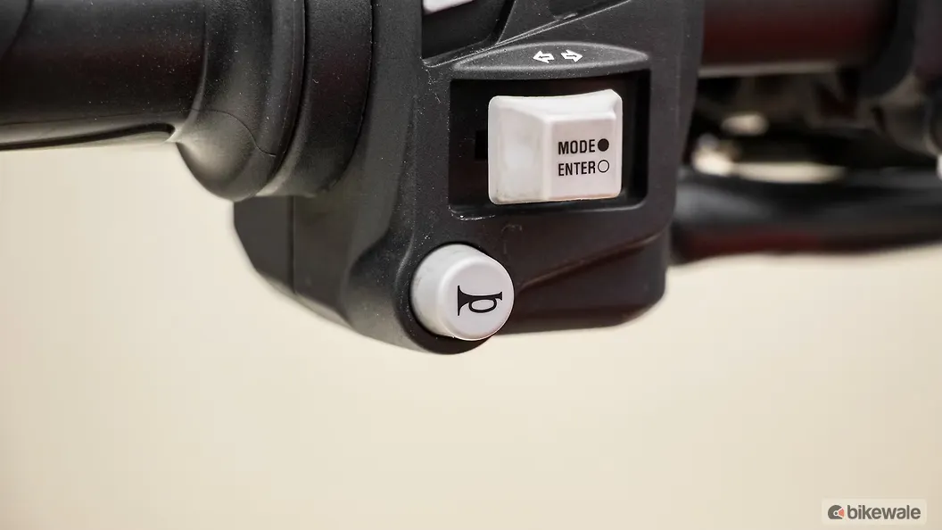 Ducati Scrambler Full Throttle Horn Button Image – BikeWale