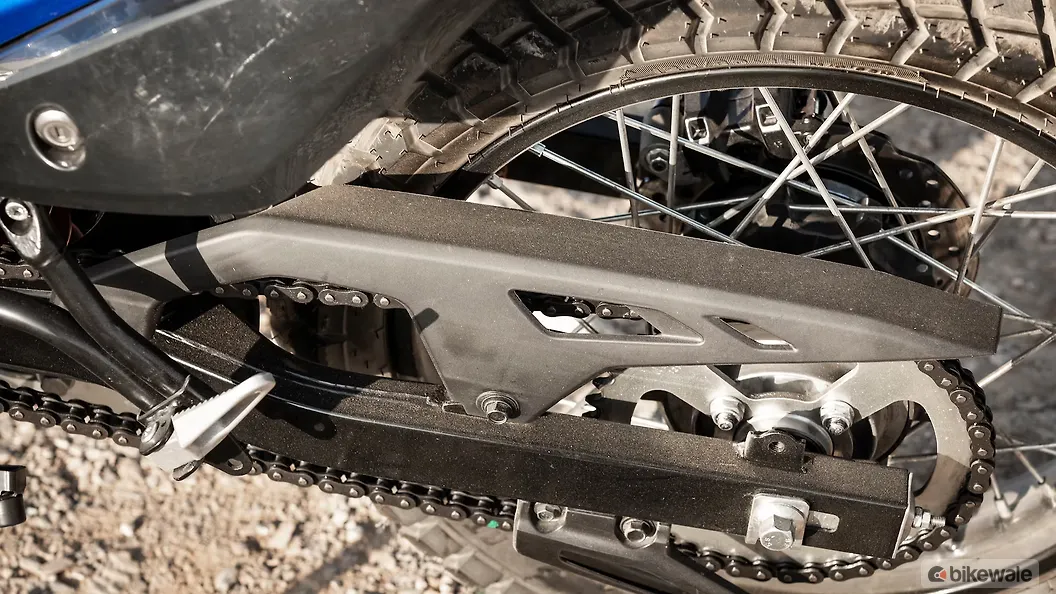 Hero Xpulse 210 Drive Chain and Sprocket Image – BikeWale