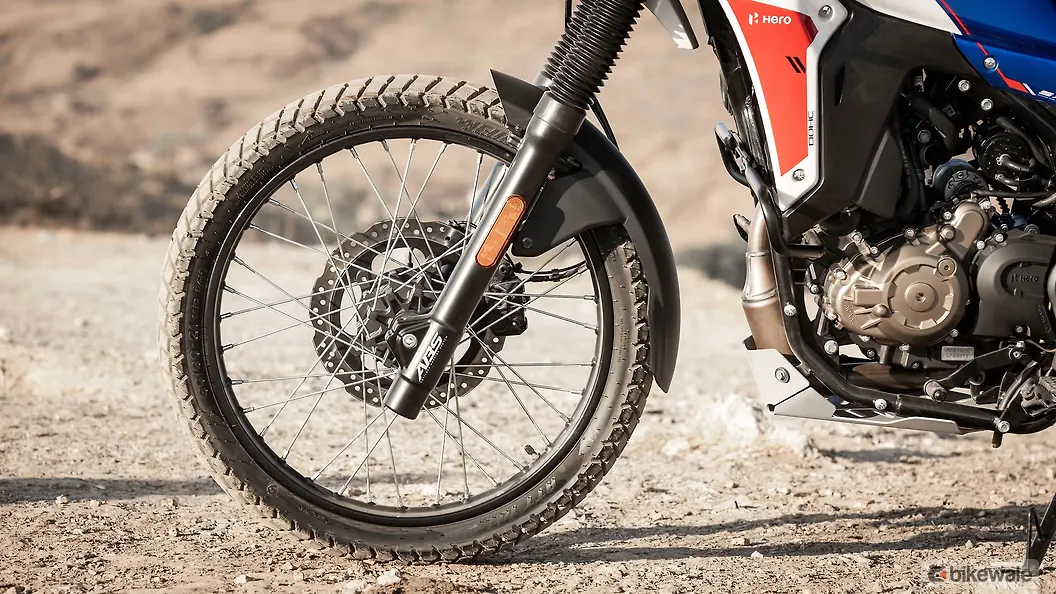 Hero Xpulse 210 Front Wheel Image – BikeWale