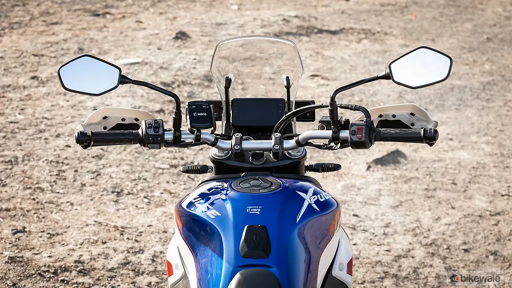 Hero Xpulse 210 Handlebar Image – BikeWale