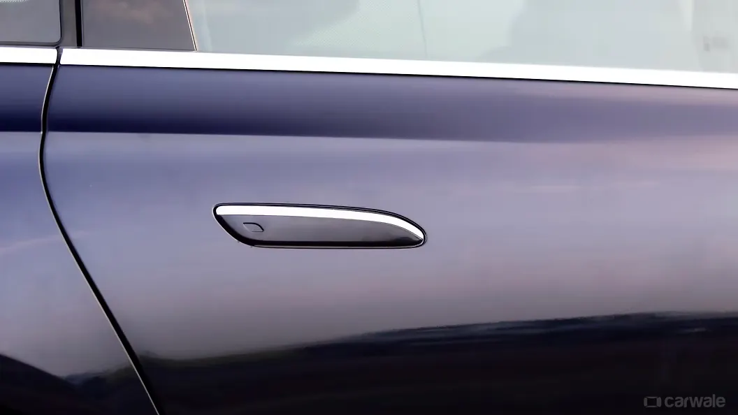 E-Class Rear Door Handle Image, E-Class Photos in India - CarWale