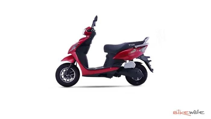 PURE EV ETrance Neo Right Front Three Quarter Image – BikeWale