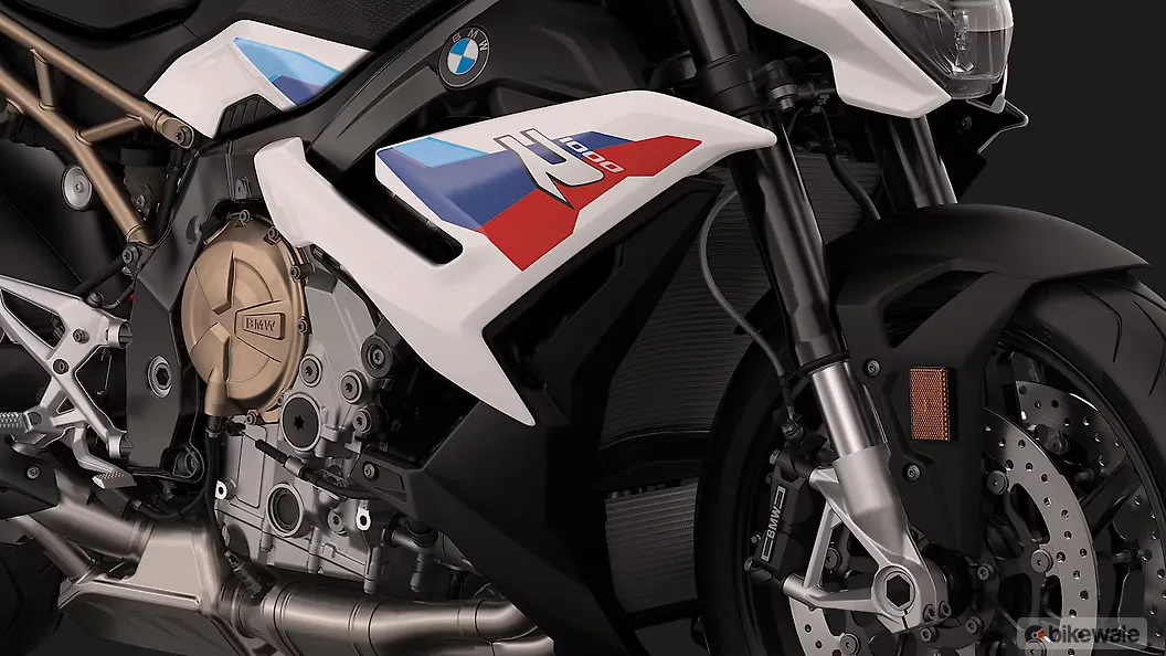 BMW S 1000 R Right Side View Image – BikeWale