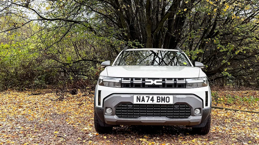 New Duster Front View Image, New Duster Photos in India - CarWale