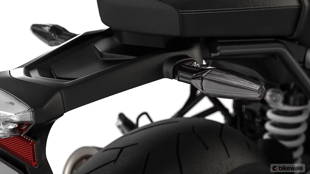 BMW R nineT Tail Light Image – BikeWale