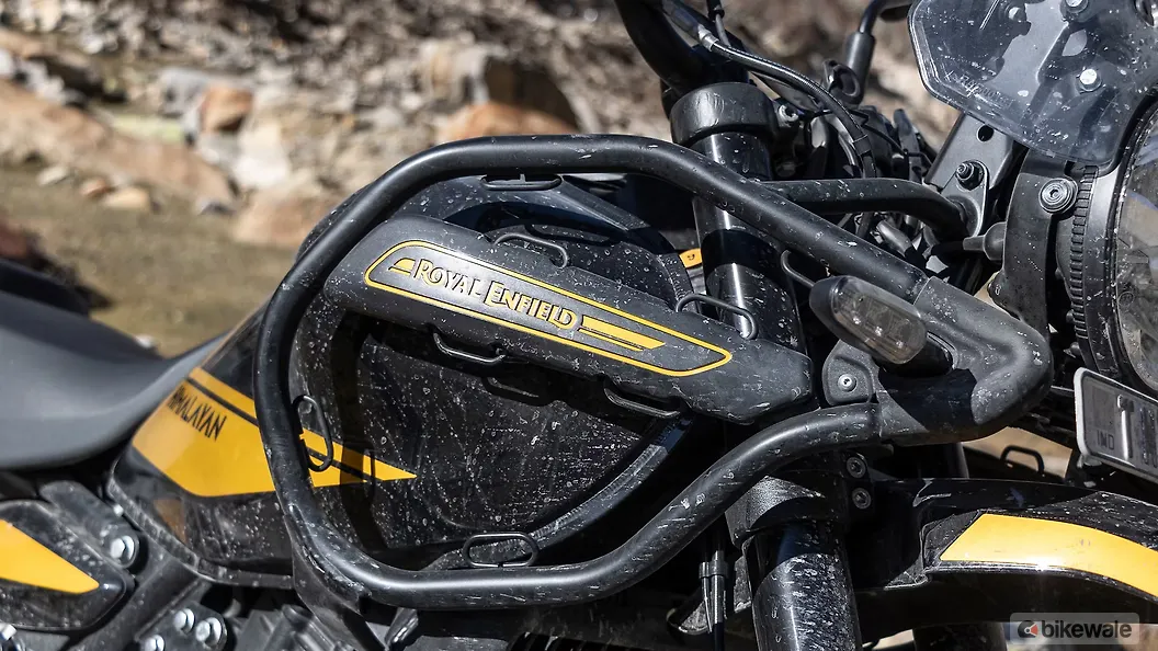 Royal Enfield Himalayan 450 Engine Oil Level Indicator Image – BikeWale