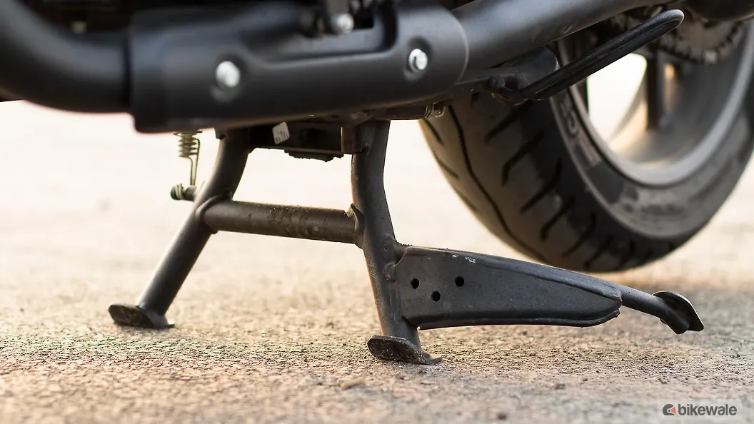 Royal Enfield Shotgun 650 Side Stand Image – BikeWale