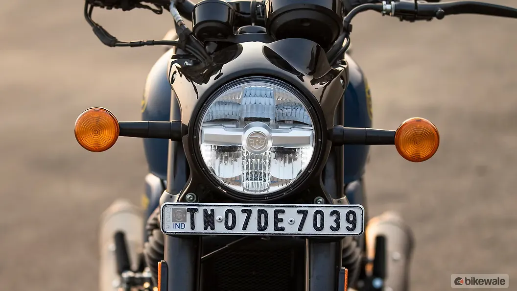 Royal Enfield Shotgun 650 Head Light Image – BikeWale