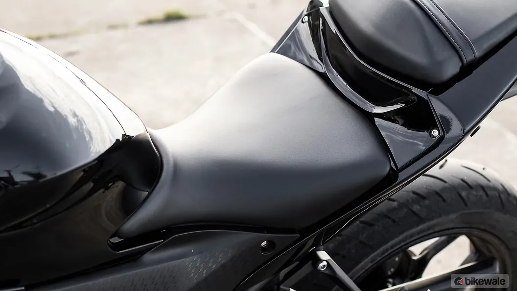 Yamaha YZF-R3 Bike Seat Image – BikeWale