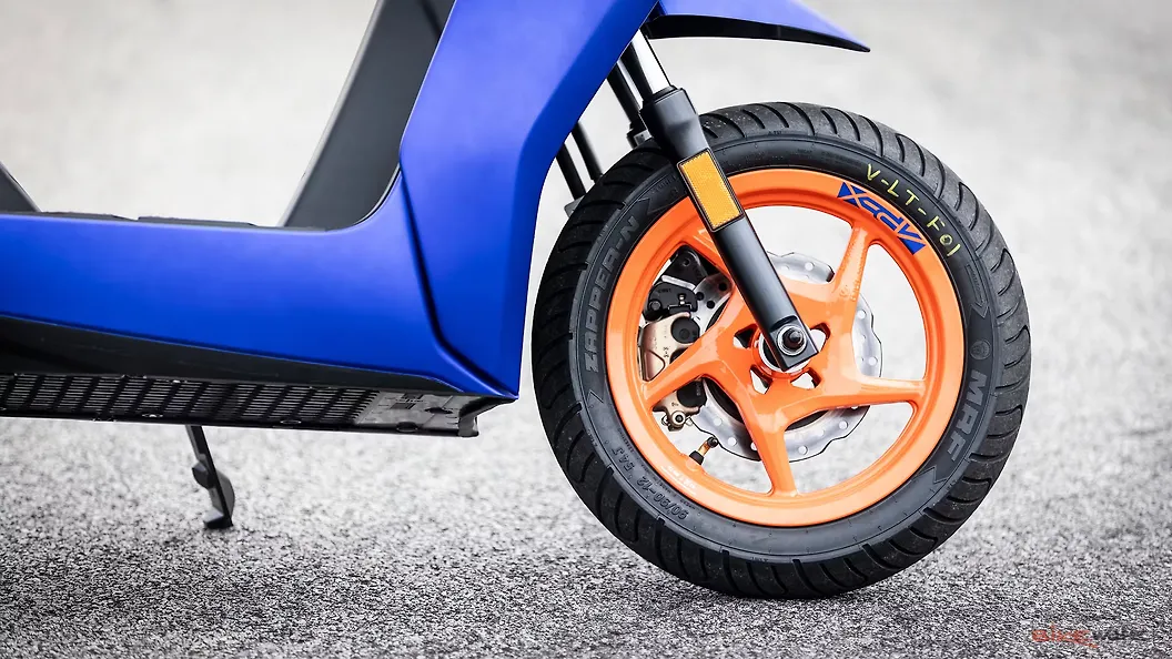 Ather 450 Apex Front Tyre Image – BikeWale