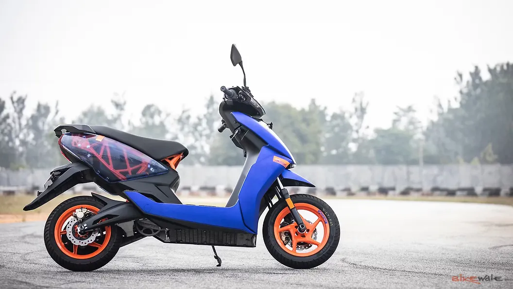 Ather 450 Apex Front View Image – BikeWale