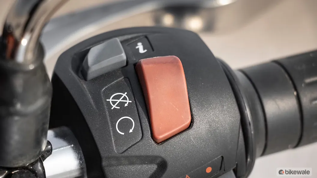 Jawa 350 Kill Switch Image – BikeWale