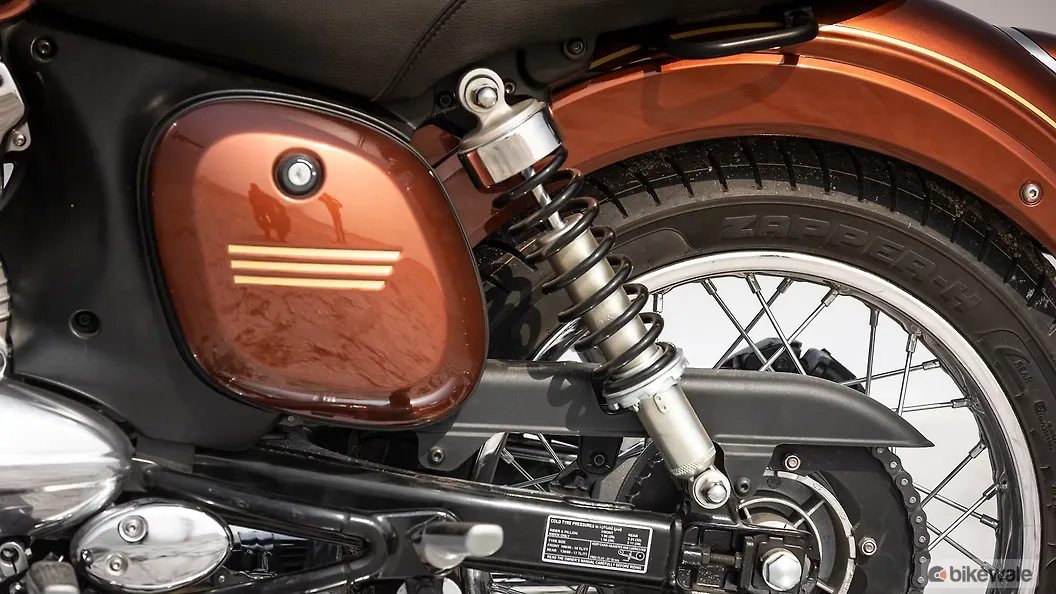 Jawa 350 Rear Suspension Spring Preload Setting Image – BikeWale