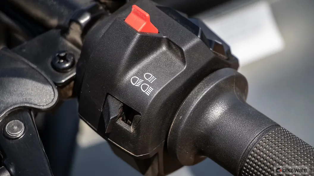 Husqvarna Vitpilen 401 Gear Shift Indicator Image – BikeWale