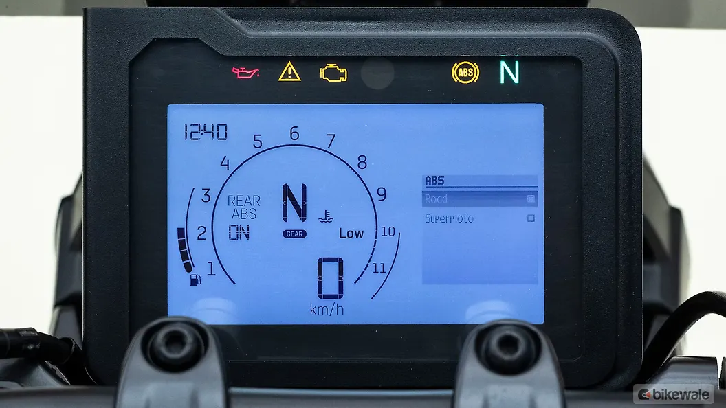 Husqvarna Vitpilen 250 Gear Shift Indicator Image – BikeWale
