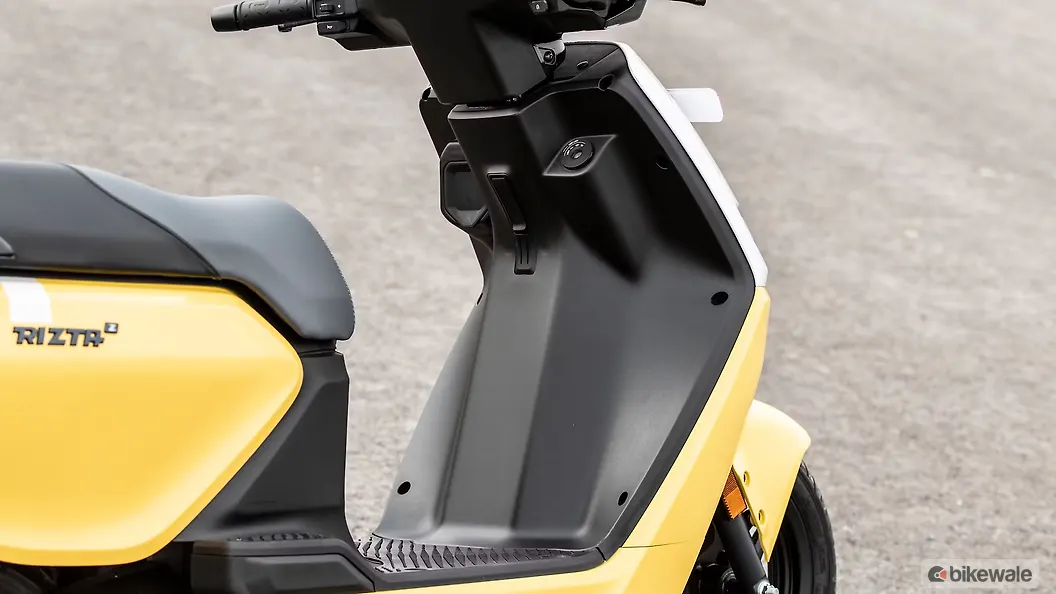 Ather Rizta Front Alloy Wheel Image – BikeWale