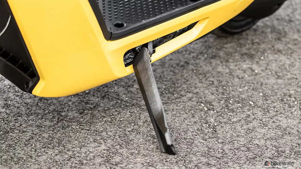 Ather Rizta Side Stand Image – BikeWale