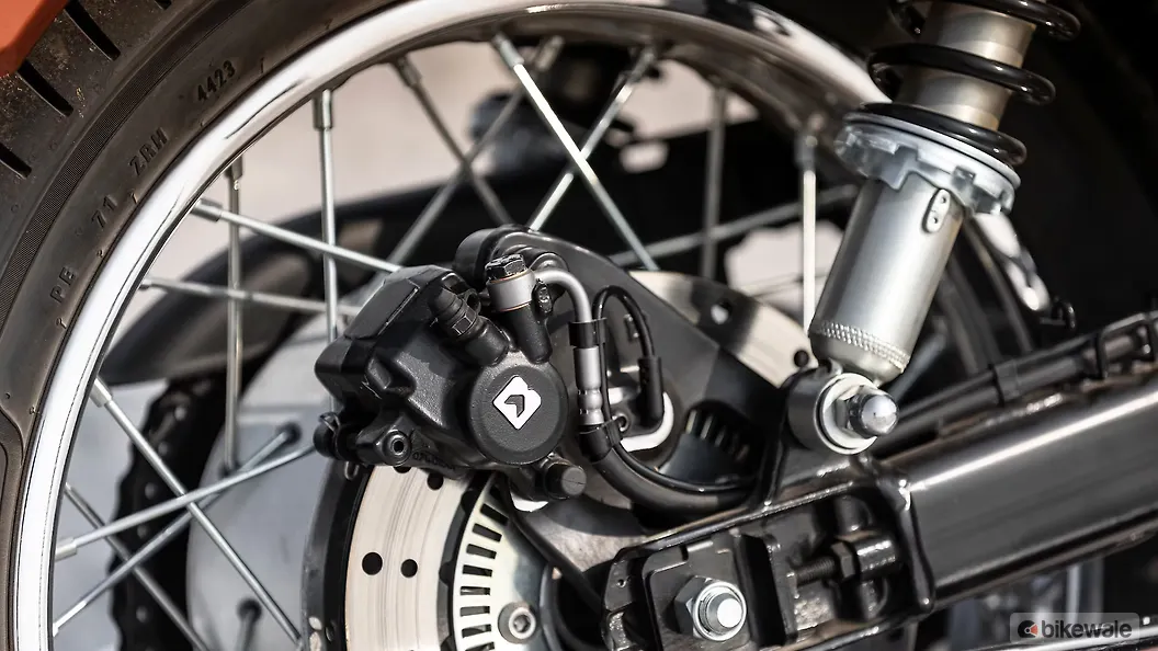 Jawa 350 Front Cross Spoke Wheels Image – BikeWale