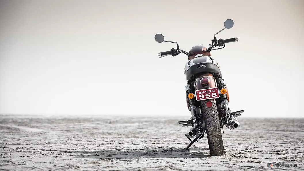 Jawa 350 Right Side View Image – BikeWale