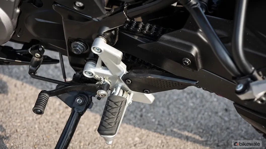 Hero Xtreme 125R Gear Lever Adjustment Image – BikeWale