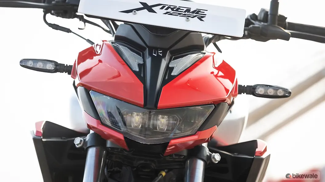 Hero Xtreme 125R Front Headlamp Cowl Image – BikeWale