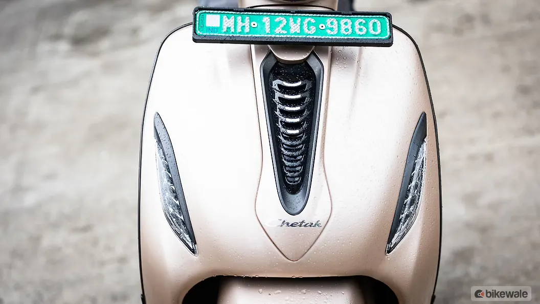 Bajaj Chetak [2020-2024] Front Panel Badging/Logo Image – BikeWale