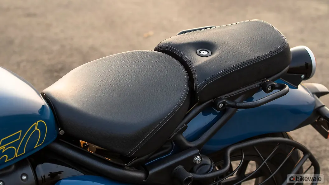 Royal Enfield Shotgun 650 Bike Seat Image – BikeWale