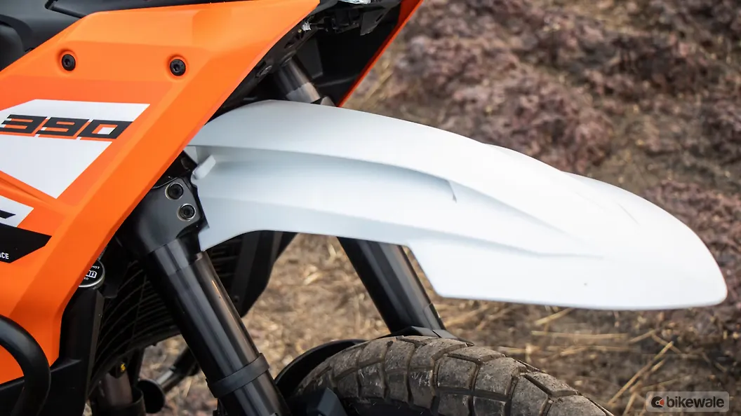 KTM 390 Adventure Front Mudguard Image – BikeWale