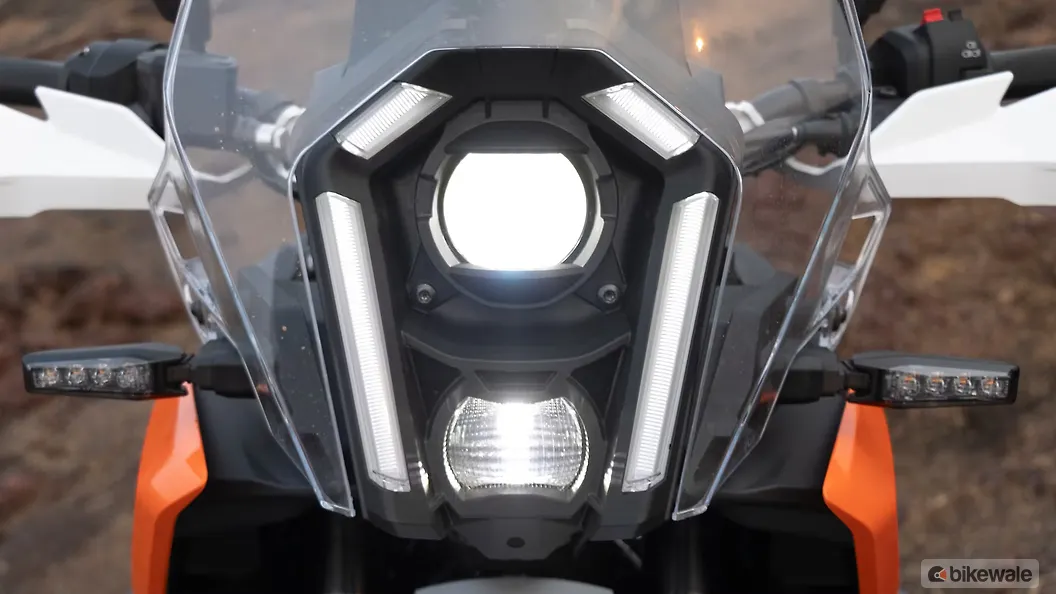 KTM 390 Adventure Head Light Image – BikeWale