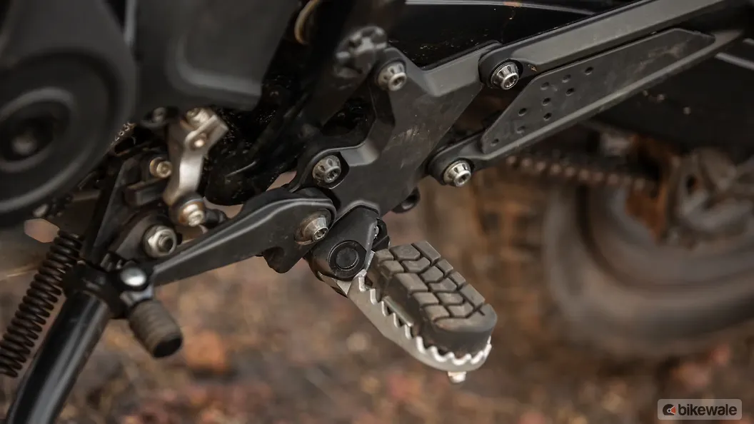 KTM 390 Adventure Rider Footpeg Image – BikeWale