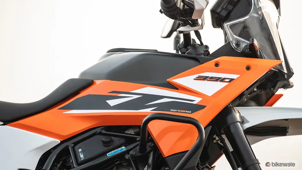 KTM 390 Adventure Side Fairing Image – BikeWale
