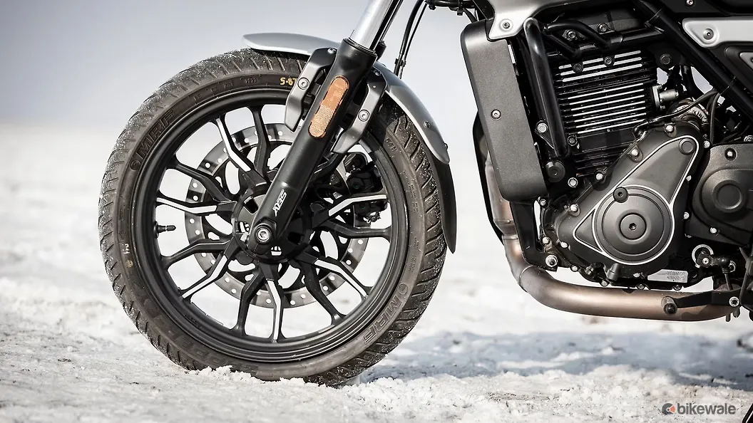 Hero Mavrick 440 Front Wheel Image – BikeWale