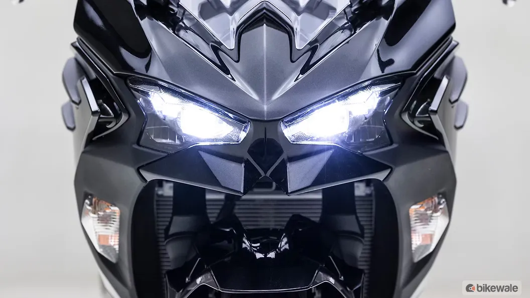 Kawasaki Ninja 500 Head Light Image – BikeWale
