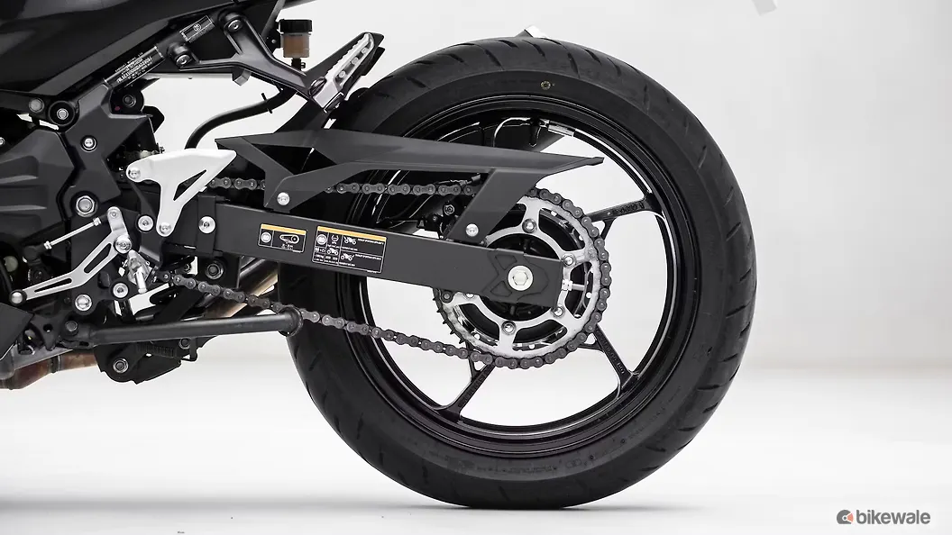 Images of Kawasaki Ninja 500 | Photos of Ninja 500 - BikeWale