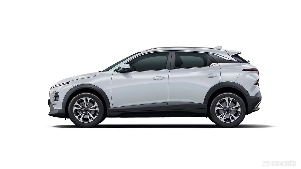 VF 6 Left Side View Image, VF 6 Photos in India - CarWale