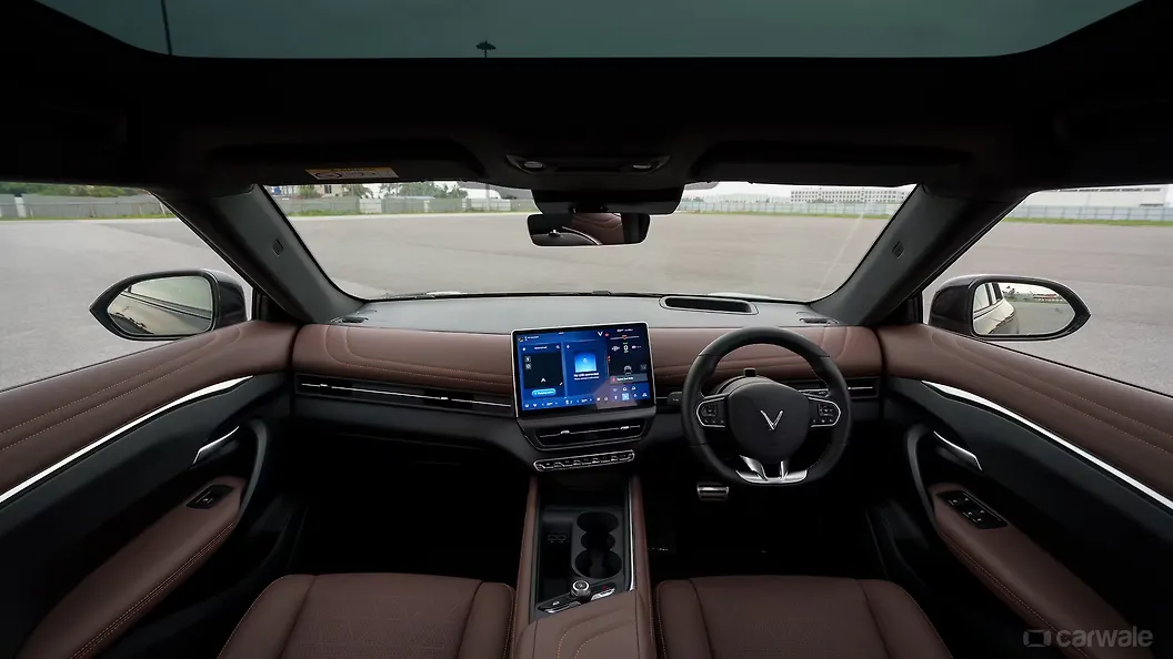 VF 6 Dashboard Image, VF 6 Photos in India - CarWale