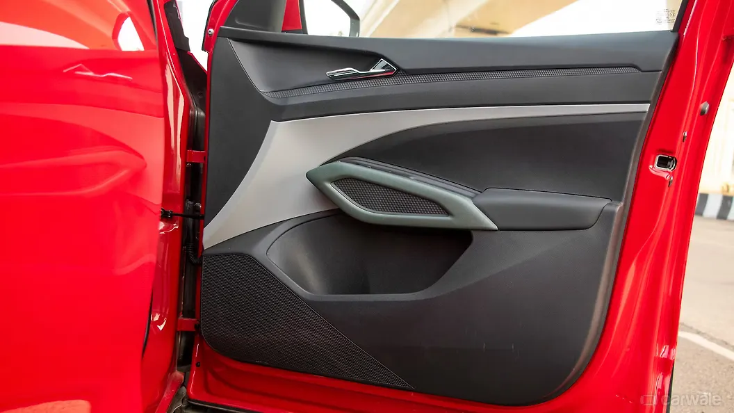 Kylaq Front Speakers Image, Kylaq Photos in India - CarWale