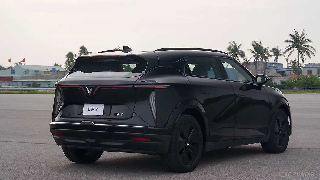 Vinfast VF 7 Images - VF 7 Interior & Exterior Photo Gallery [30 ...