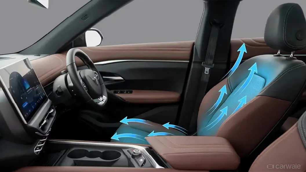 VF 7 Front Row Seats Image, VF 7 Photos in India - CarWale