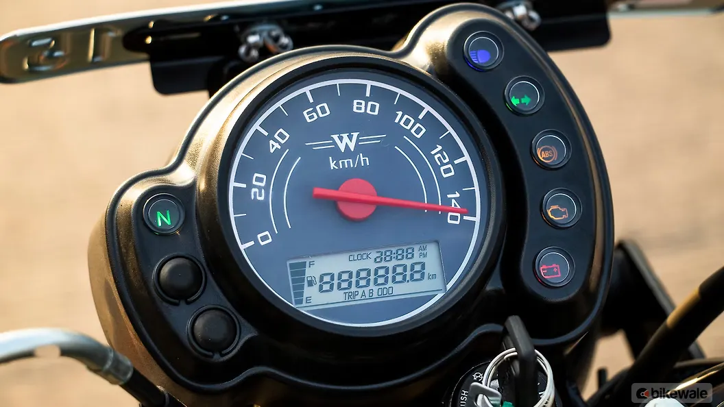 Kawasaki W175 Gear Shift Indicator Image – BikeWale